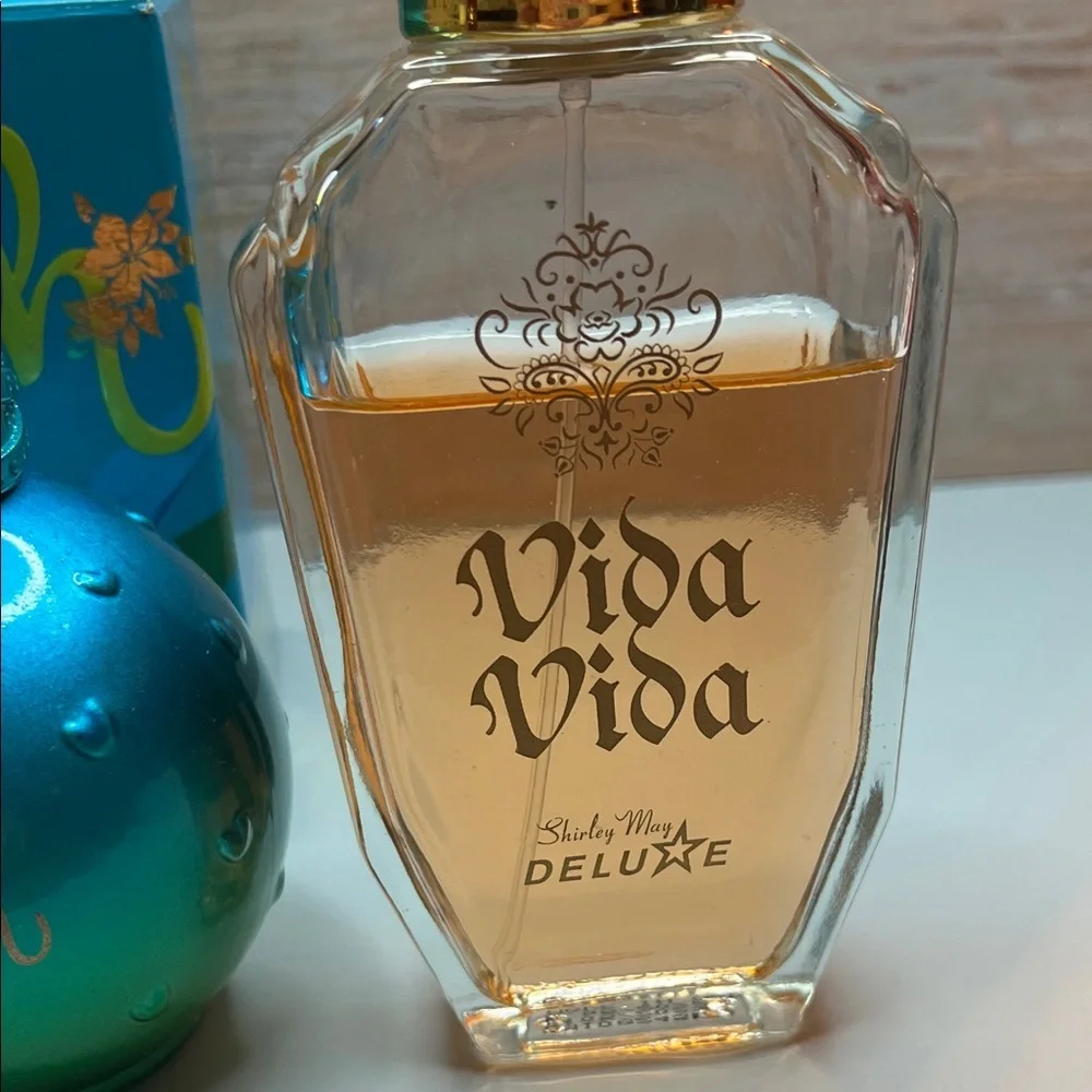 Bath & Body | Mysterious Beach Vida Vida Deluxe Perfume Bottles | Poshmark